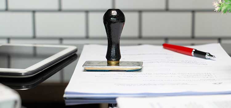 Notary Education and Career Guide (Degrees, Duties & Salary)